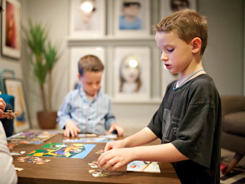 3 Ways to Make Waiting Rooms Fun for Kids + Free Printables!